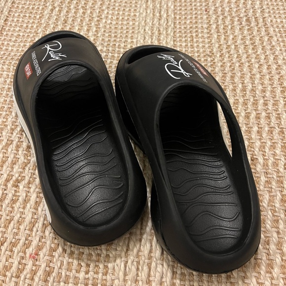 H&M | Shoes | Reality Summer Adventures New Day Sandals Slippers Pool ...